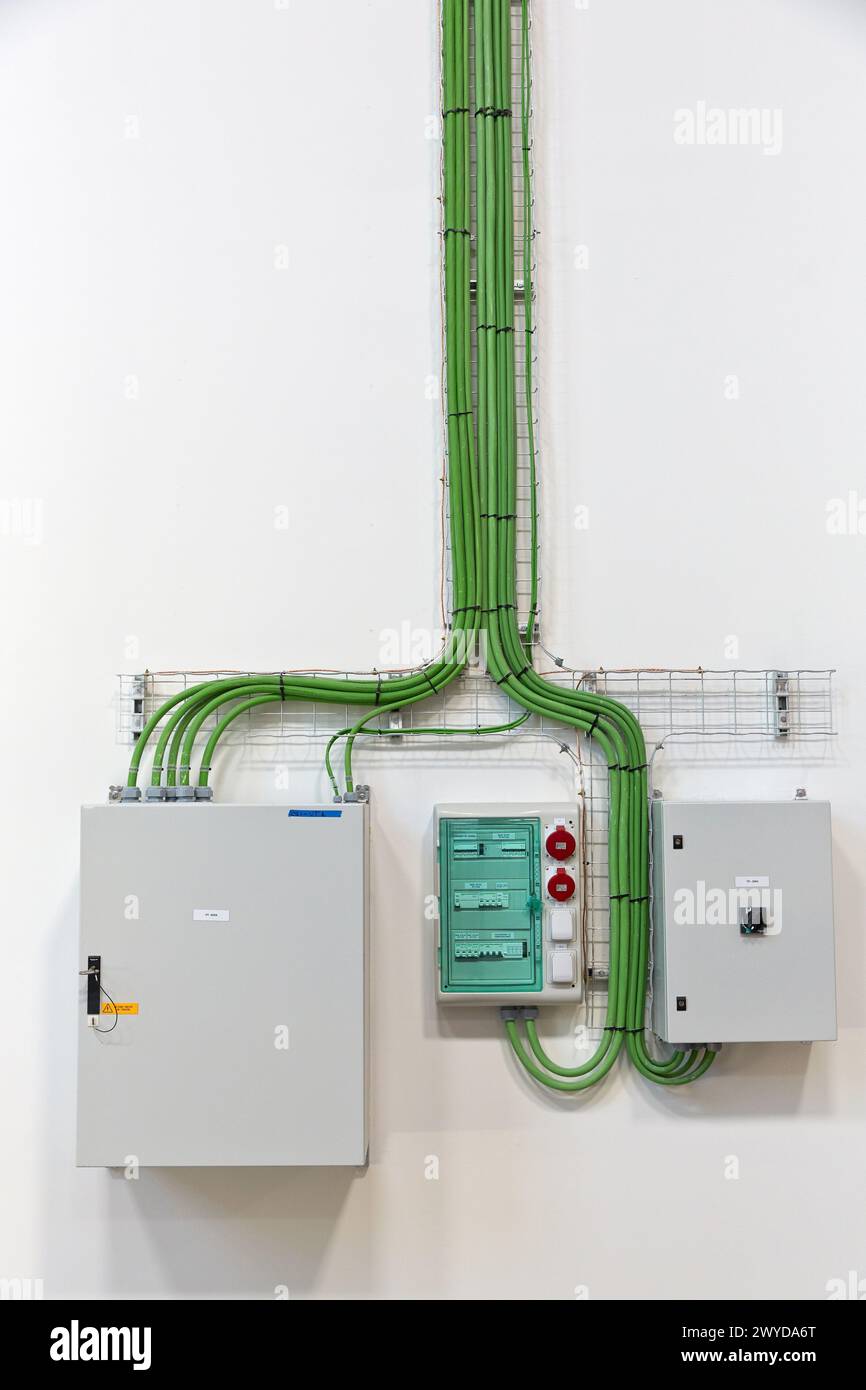 Electric infrastructure. Ingrid. New experimental infrastructure for ...