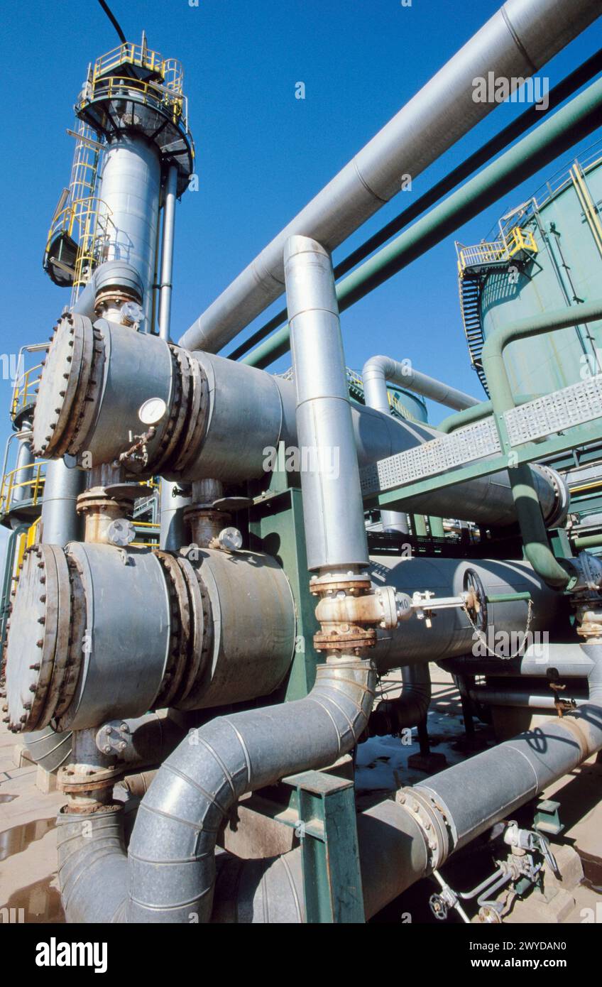 Repsol tarragona refinery hi-res stock photography and images - Alamy