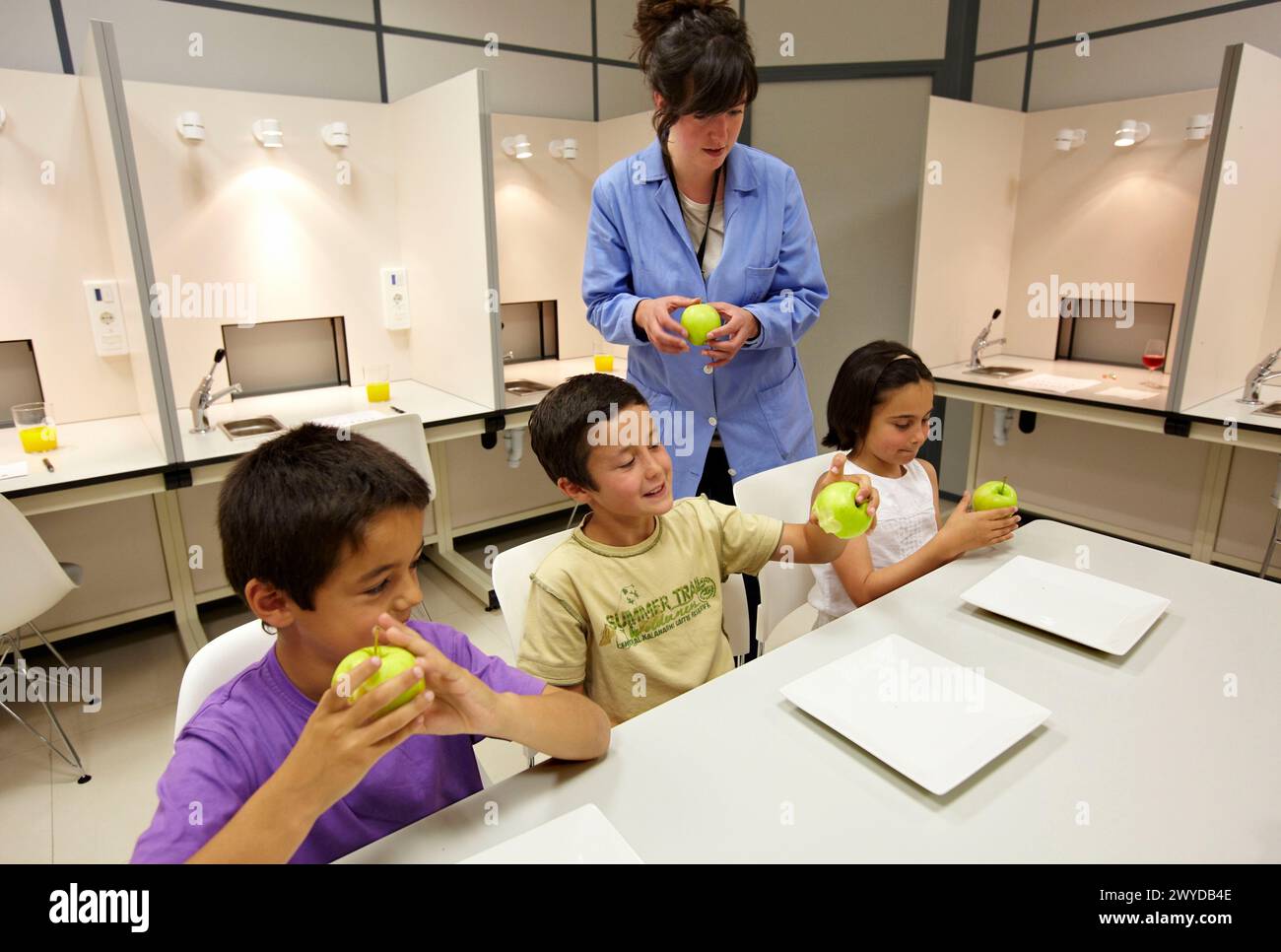 Food sensory analysis hi-res stock photography and images - Alamy