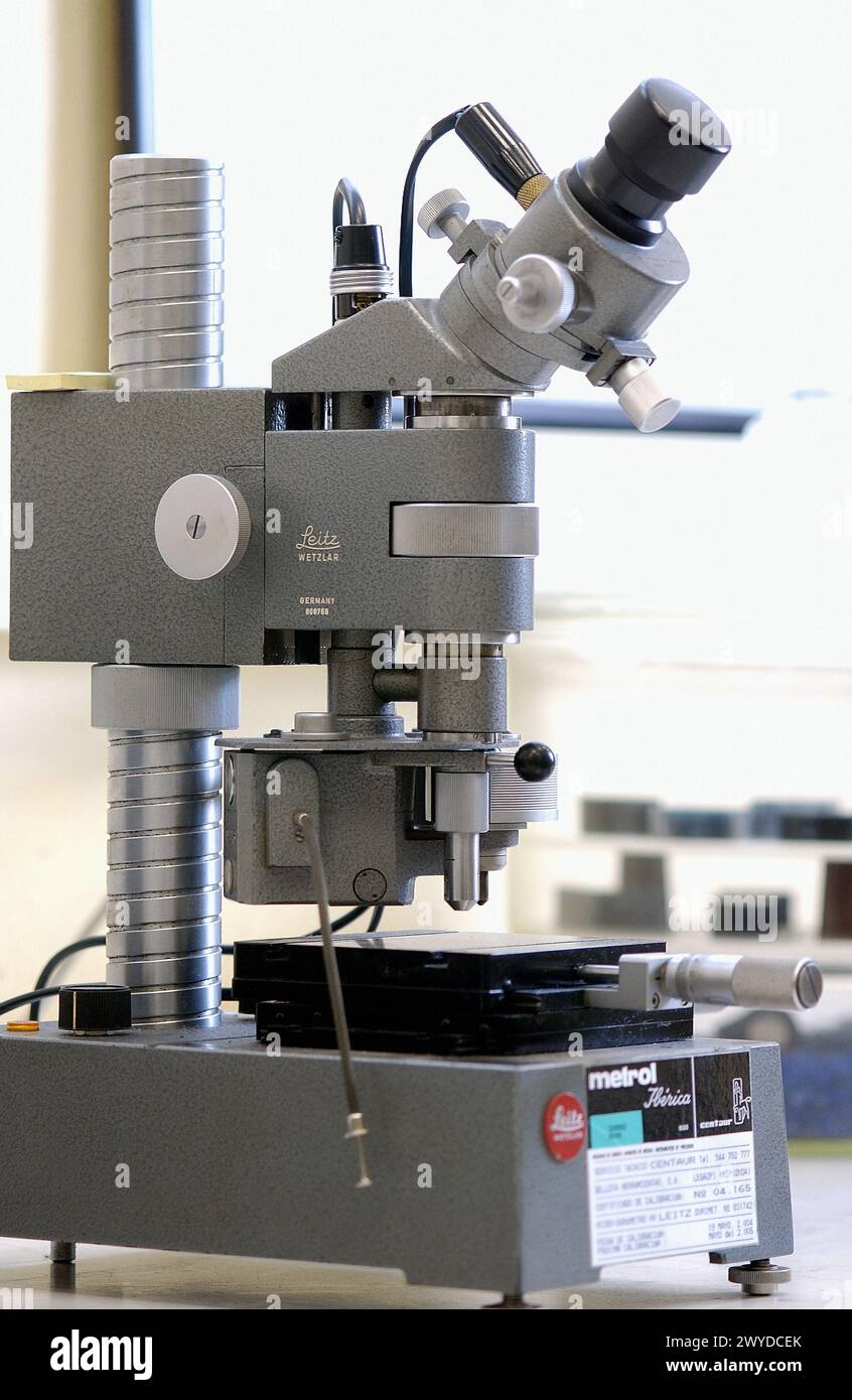 Metallurgical laboratory hi-res stock photography and images - Alamy