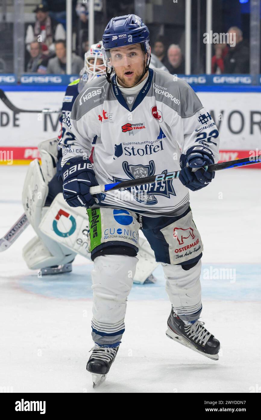 Mike Connolly (Straubing Tigers, #22), GER, Berlin, Eisbaeren Berlin vs ...