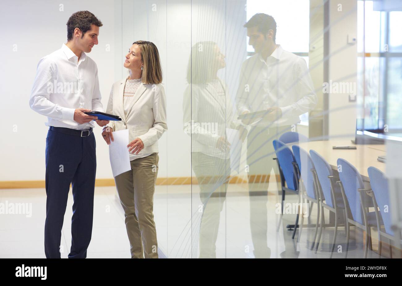 Team of business executives, Meeting, Innovation Strategies, Tecnalia ...