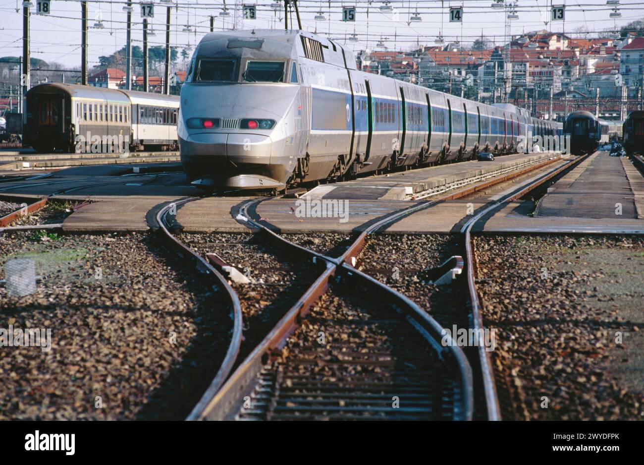 Tgv route hi-res stock photography and images - Alamy
