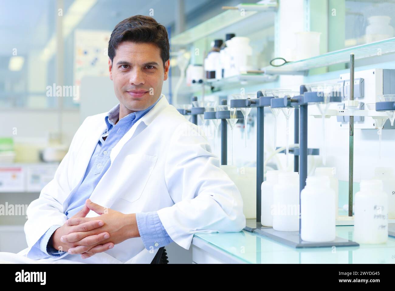 Researcher. Disaggregation and sample preparation arid steel, for ...