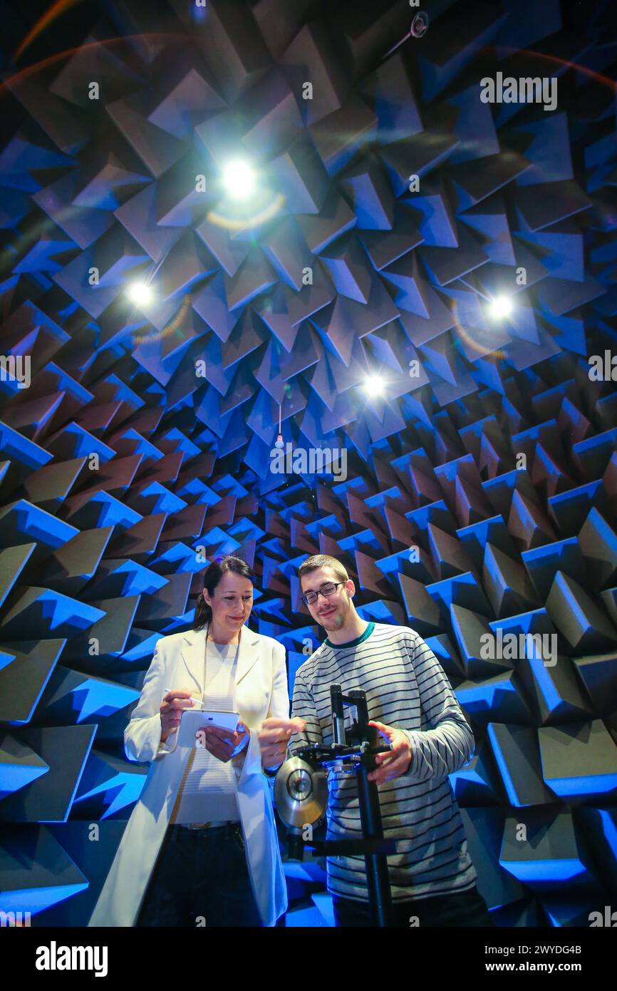 Emc and telecom lab hi-res stock photography and images - Alamy