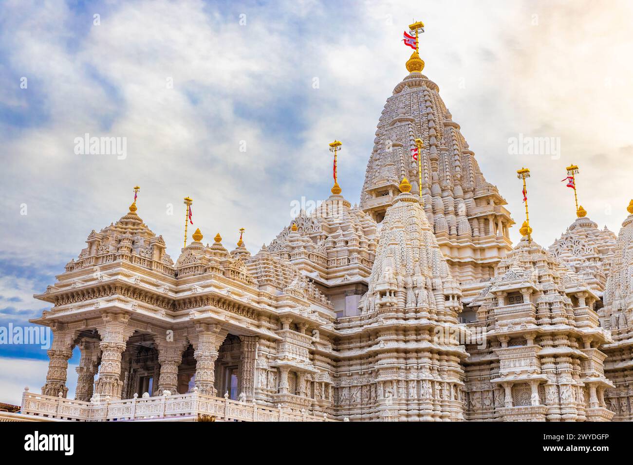 Scenic view of Akshardham Mahamandir temple at BAPS Swaminarayan ...