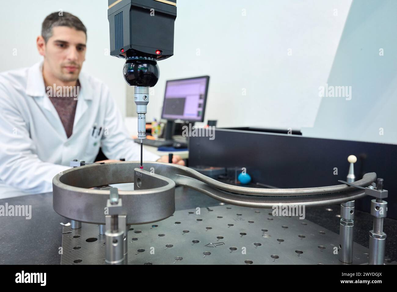 Coordinate Measuring Machine. Innovative Metrology applied. Sariki ...