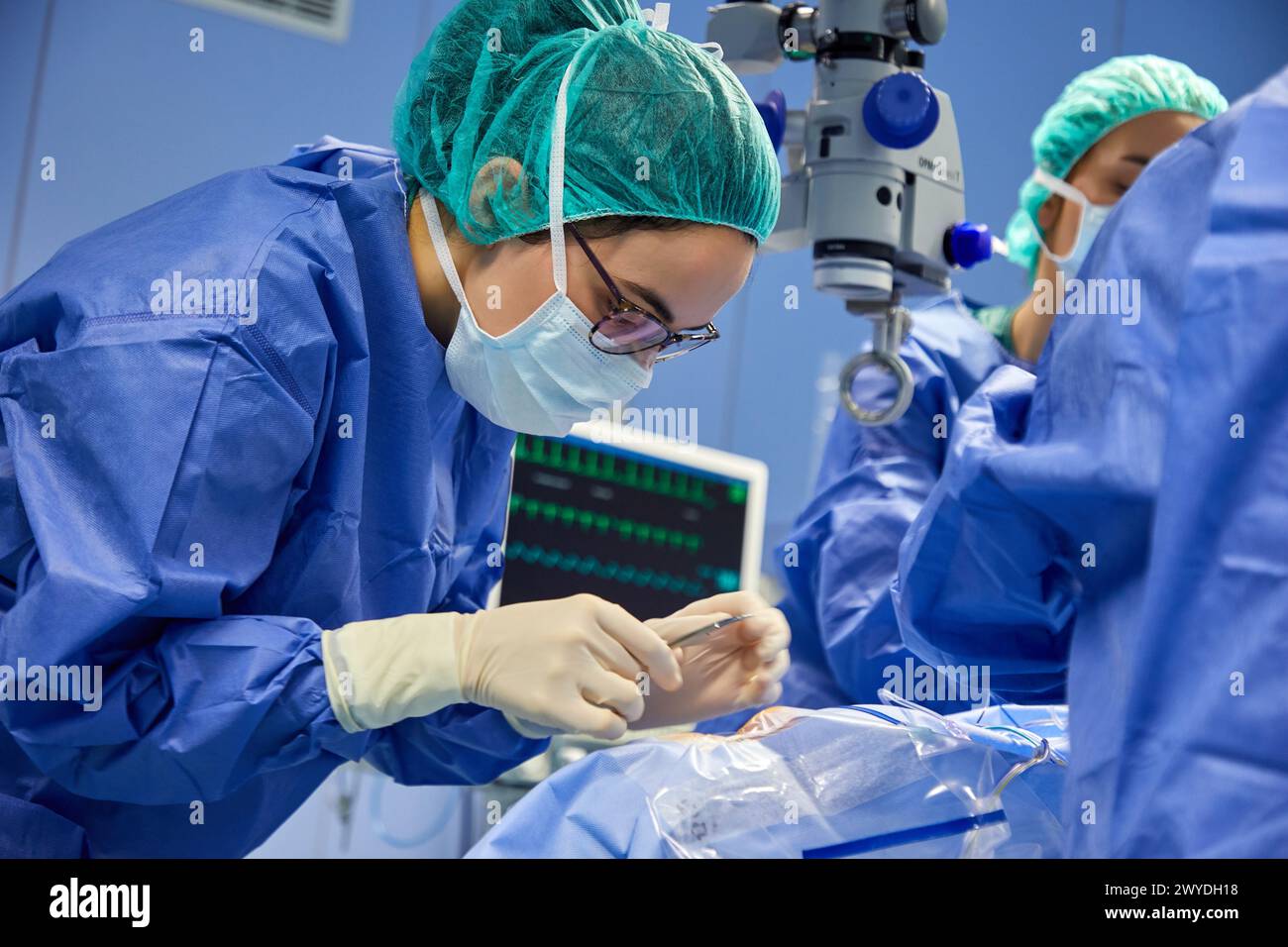 Surgical intervention of eyes, Cataracts, Operating theater of ...