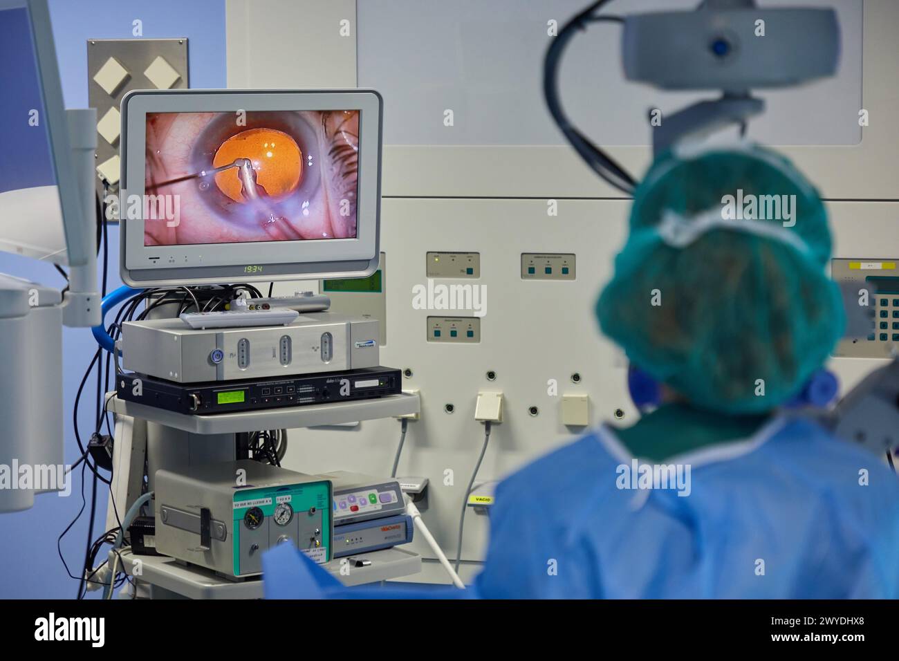 Surgical intervention of eyes, Cataracts, Operating theater of ...