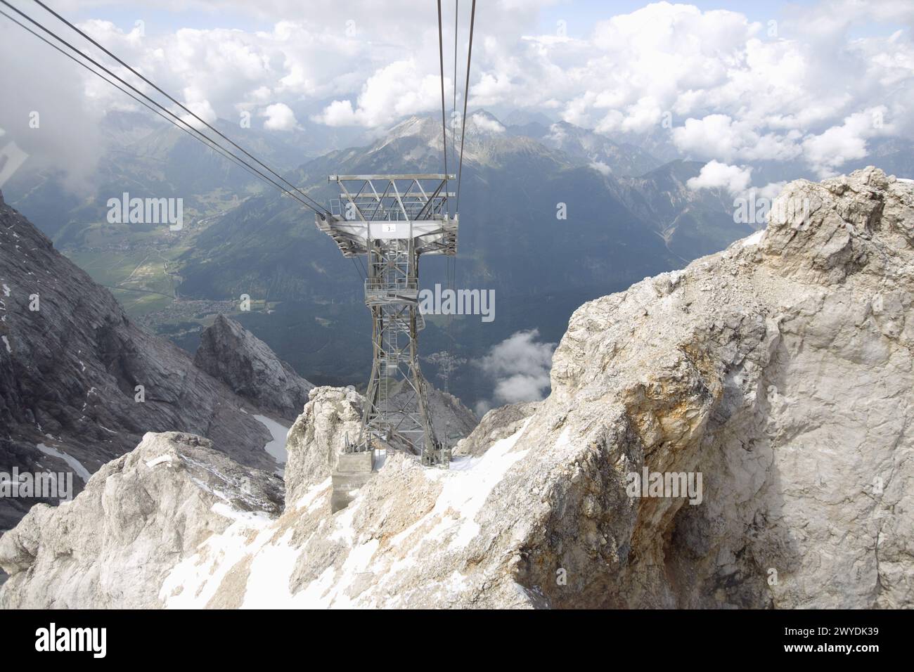 Zugspitze, Bavarian Alps, German/Austrian (Tyrol) border Stock Photo ...