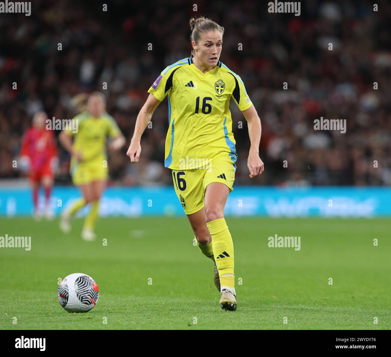 London, UK. 05th Apr, 2024. Filippa Angeldahl(Manchester City)of Sweden ...