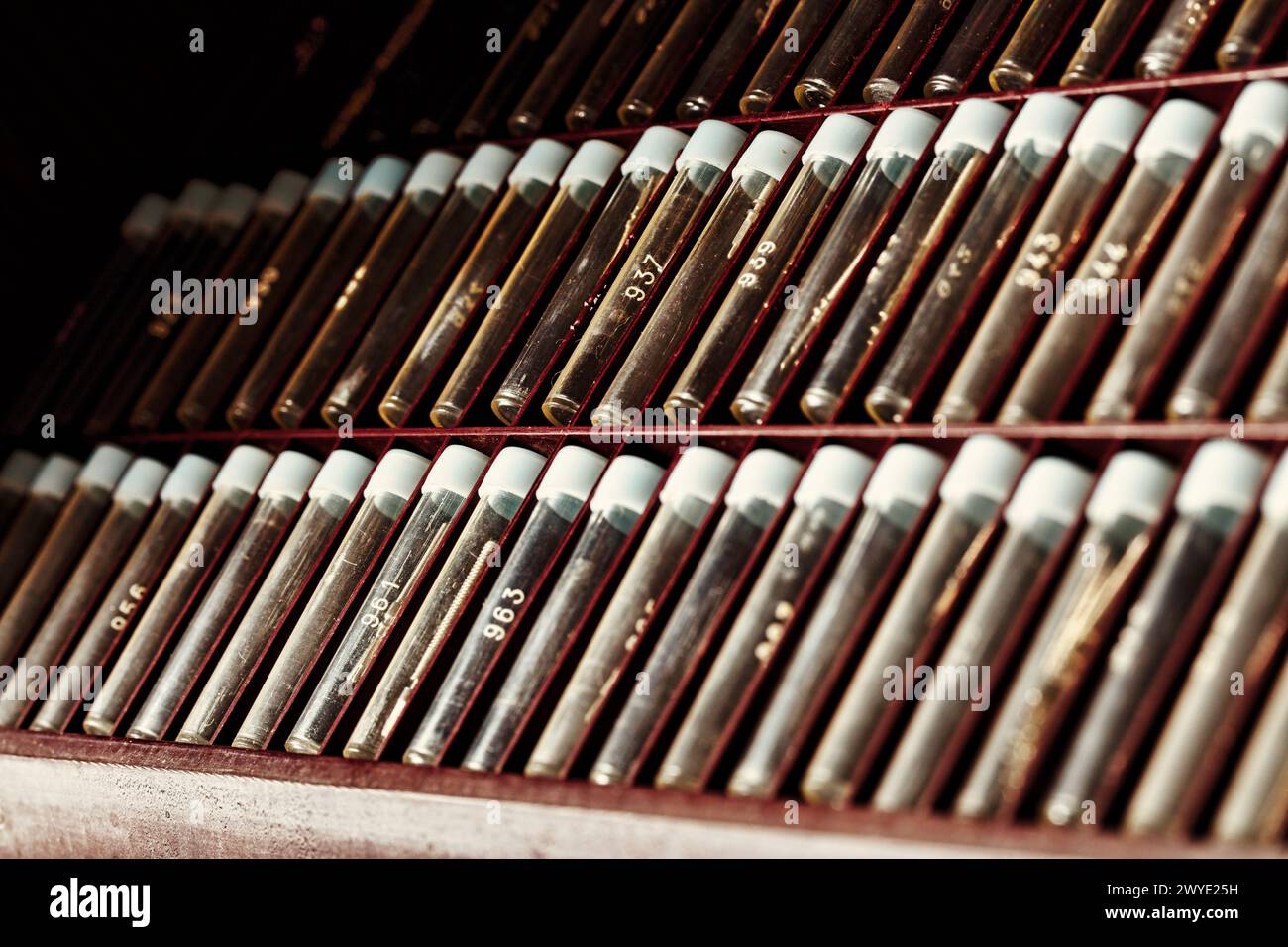 Minute components hi-res stock photography and images - Alamy