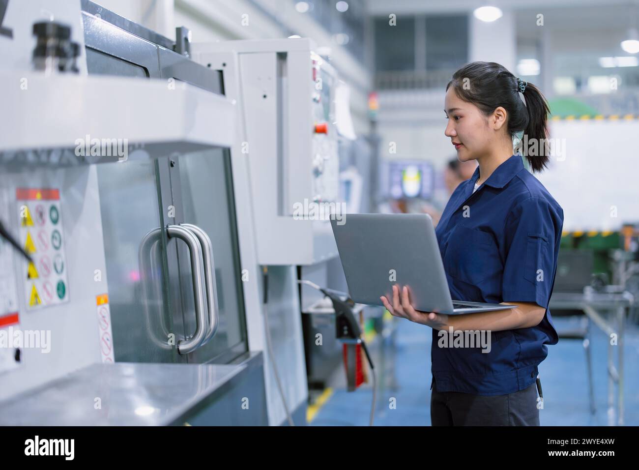 Lathe operator hi-res stock photography and images - Alamy