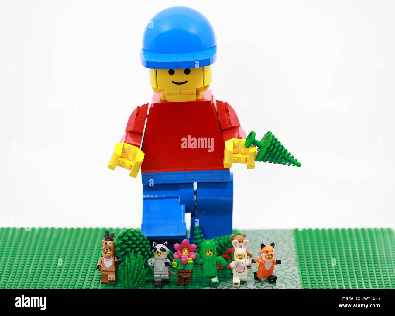 Globe earth lego hi-res stock photography and images - Alamy