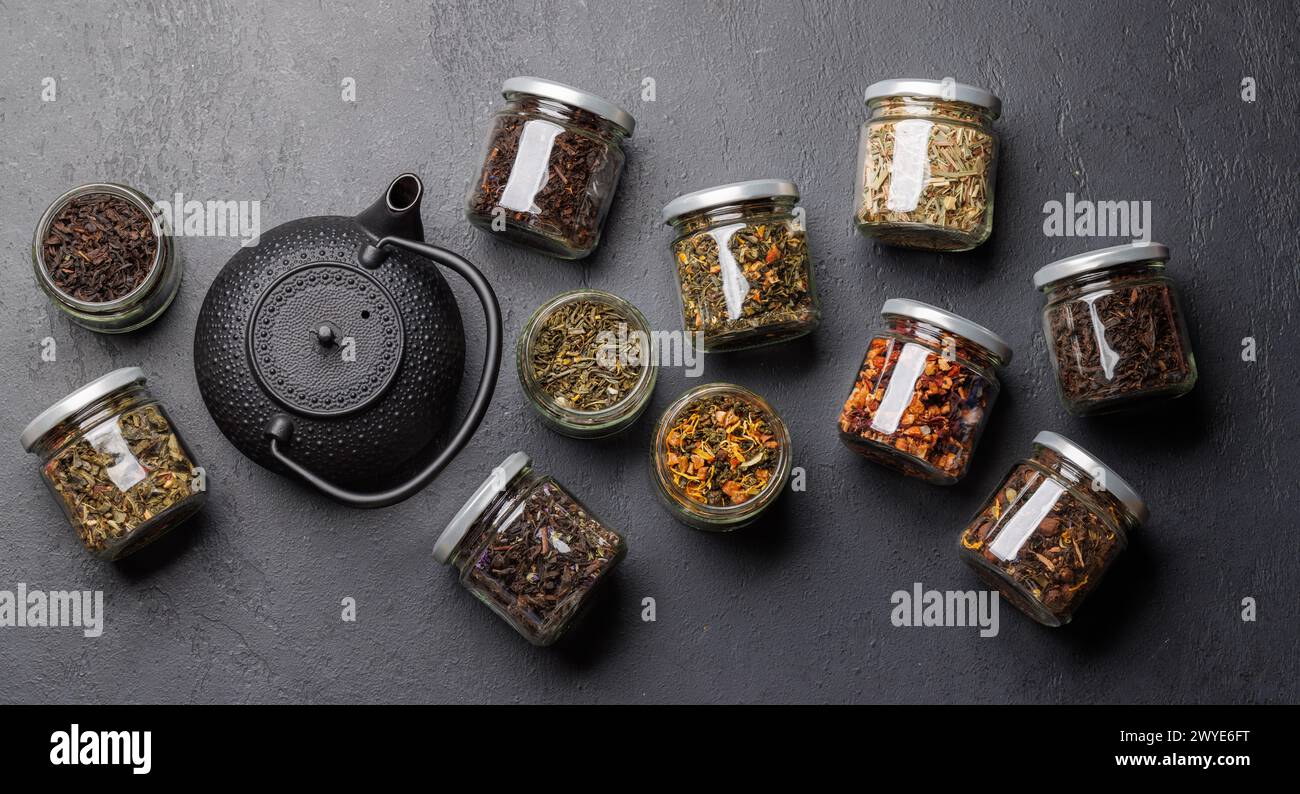 Diverse tea leaves hi-res stock photography and images - Alamy