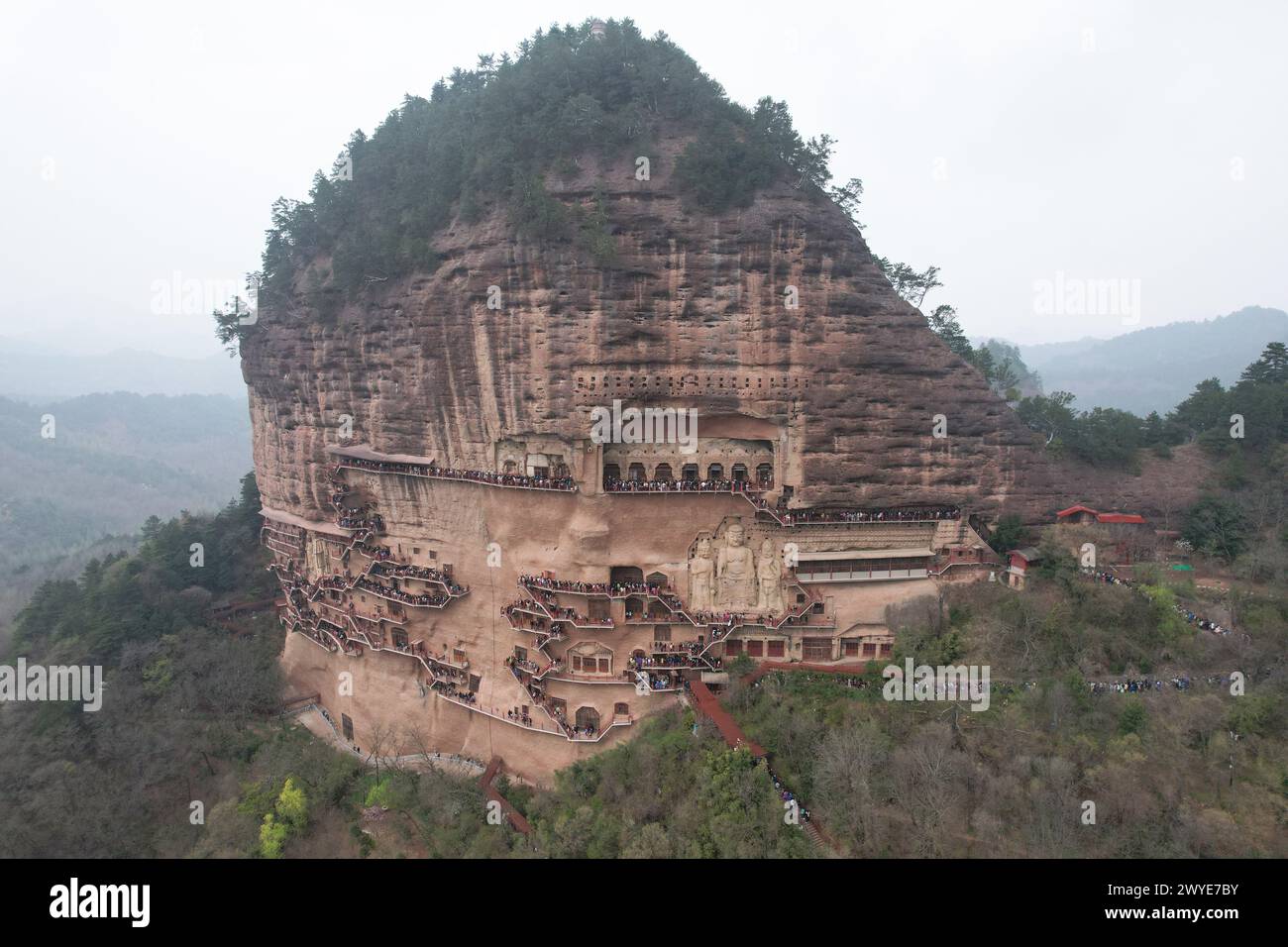 (240406) -- TIANSHUI, April 6, 2024 (Xinhua) -- An aerial drone photo ...