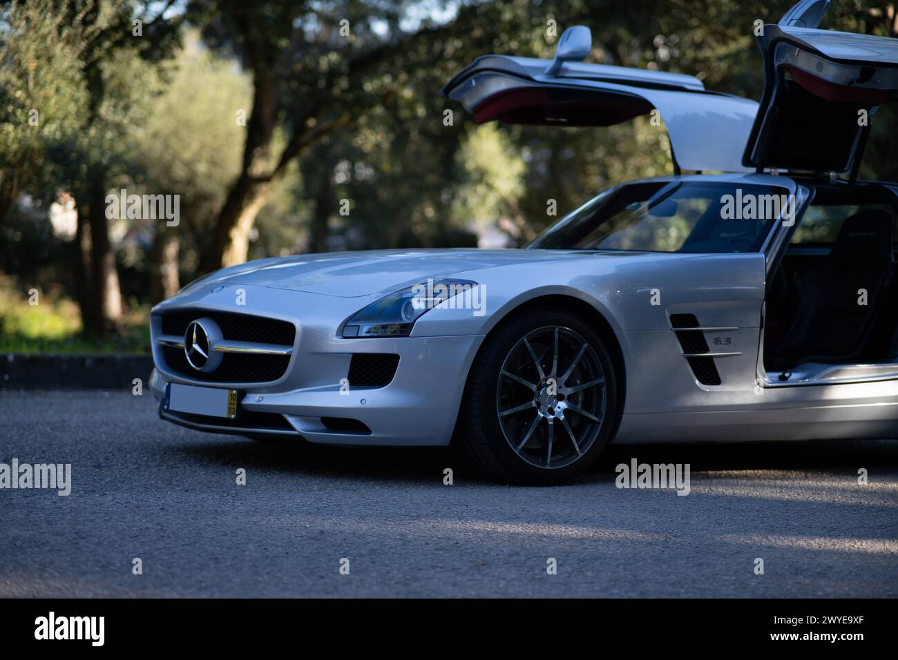 The Gullwing masterpiece, the Mercedes AMG SLS Stock Photo - Alamy