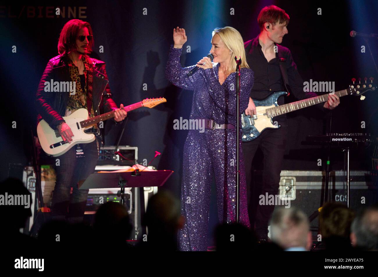 Sarah Connor live bei einem Konzert ihrer Not So Silent Night -Tour im ...