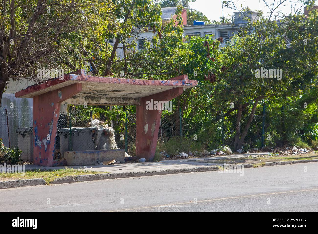 Dirty bus hi-res stock photography and images - Alamy
