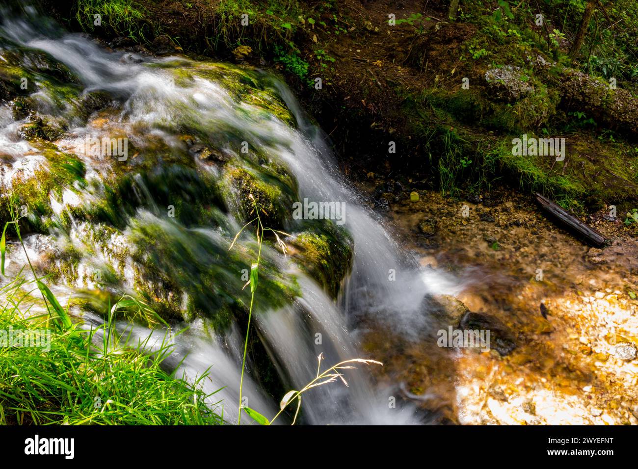 Fast water flow hi-res stock photography and images - Alamy