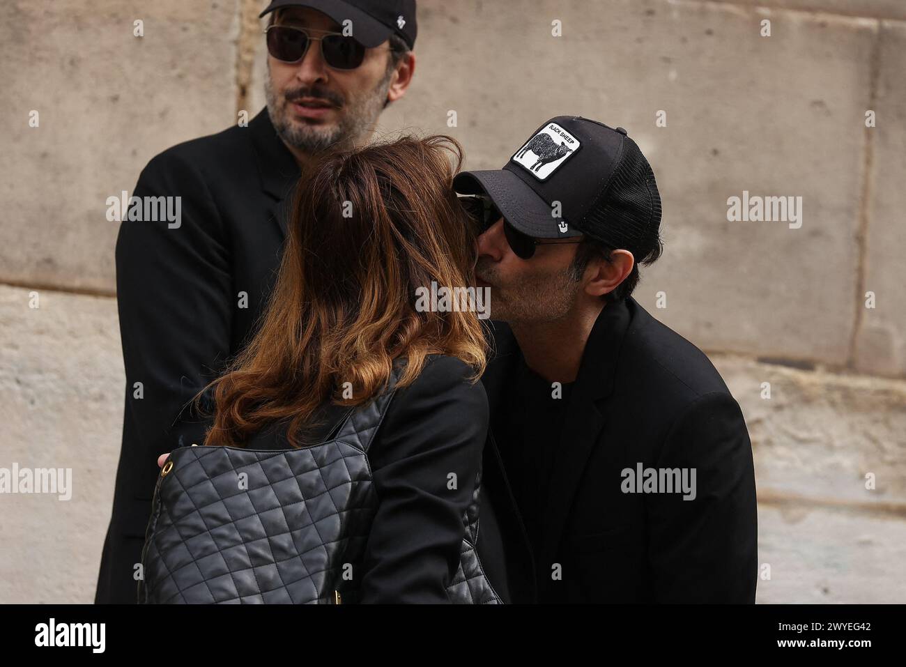 Paris, France. 06th Apr, 2024. Carla Bruni and Anthony Delon arriving ...