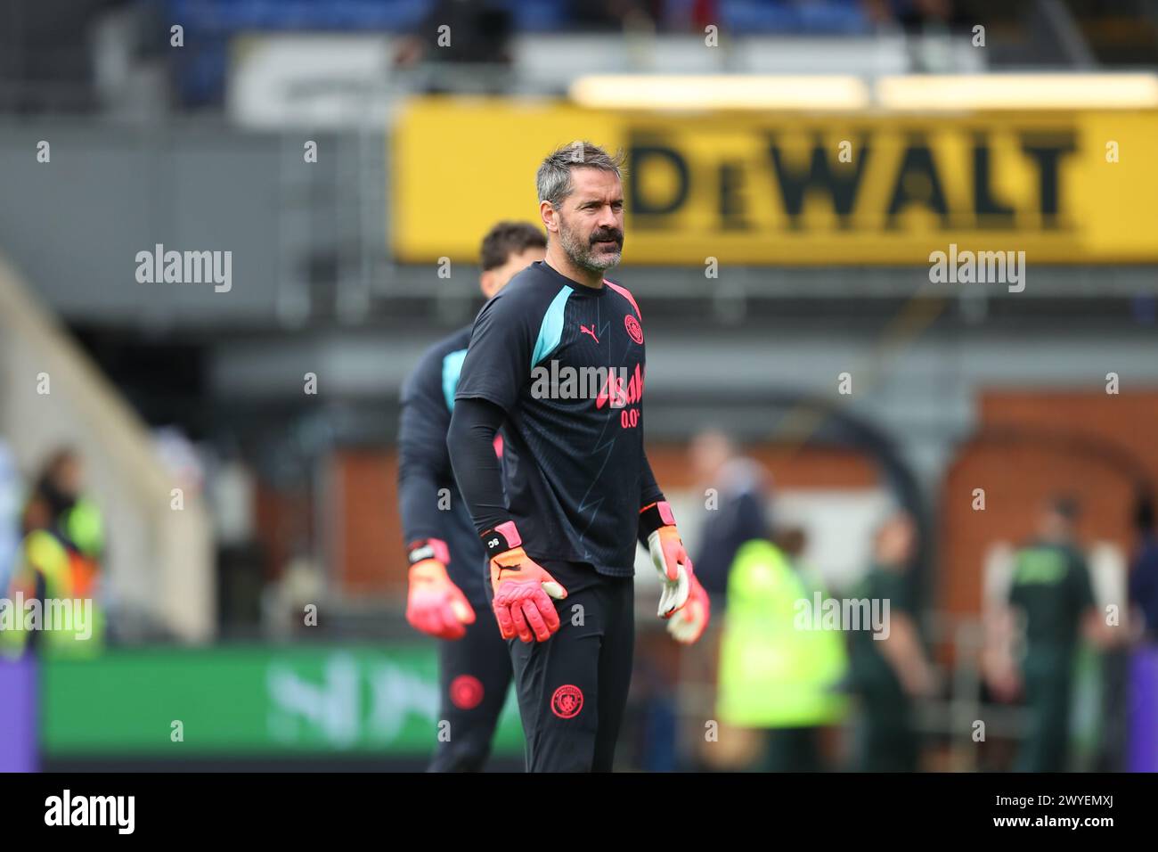 Selhurst Park, Selhurst, London, UK. 6th Apr, 2024. Premier League ...