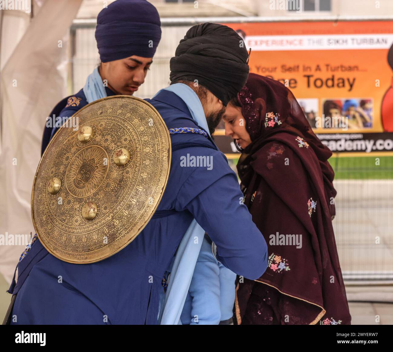 Sikh warriors hi-res stock photography and images - Alamy