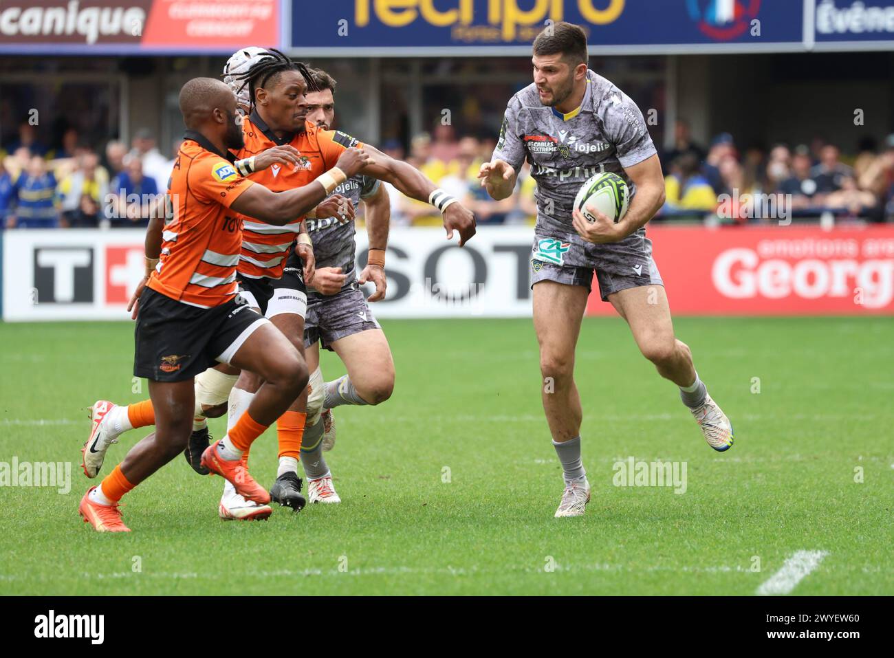 6 avril 2024 hi-res stock photography and images - Alamy