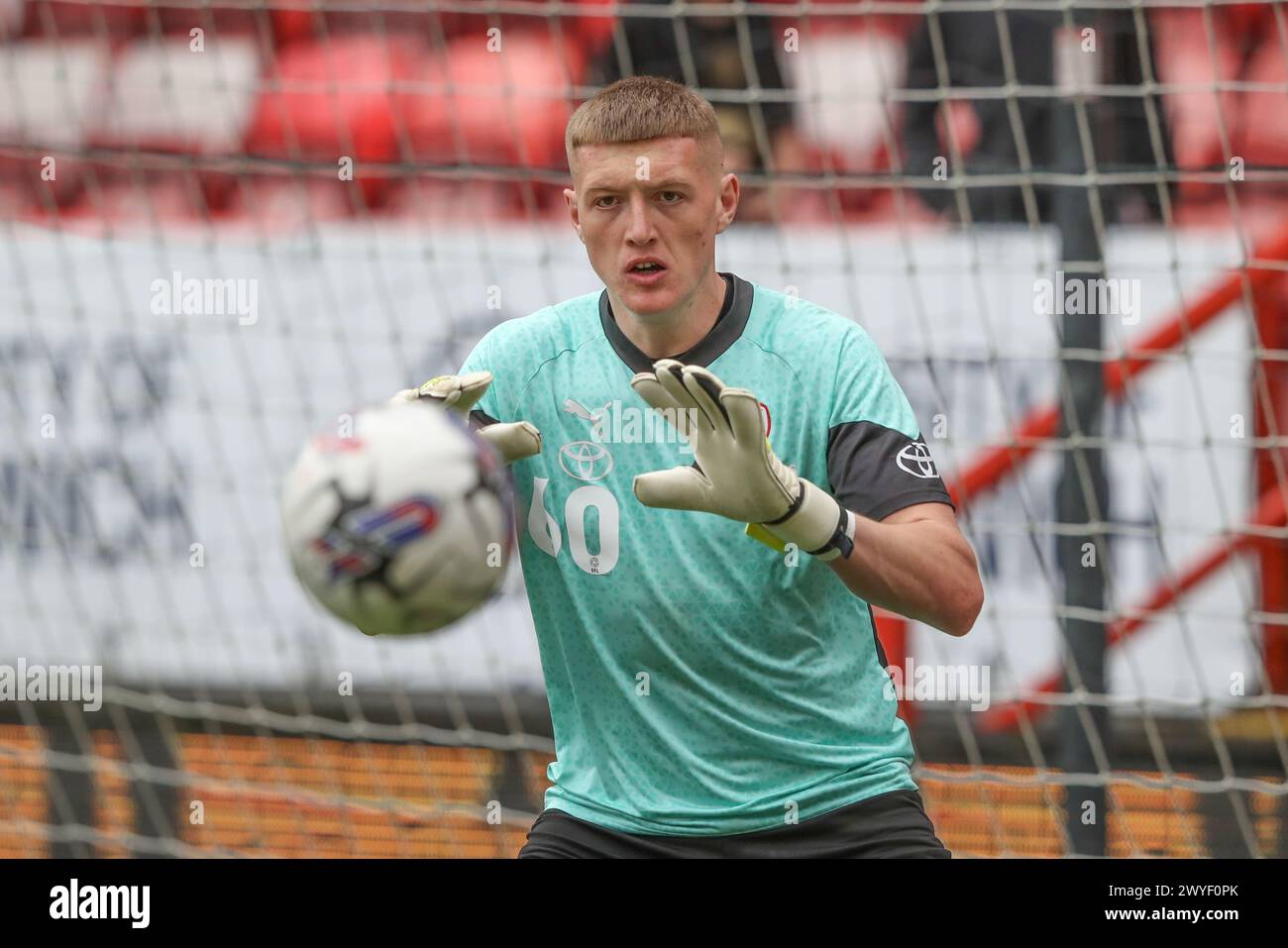 Rogan Ravenhill of Barnsley in the pregame warmup session during the ...