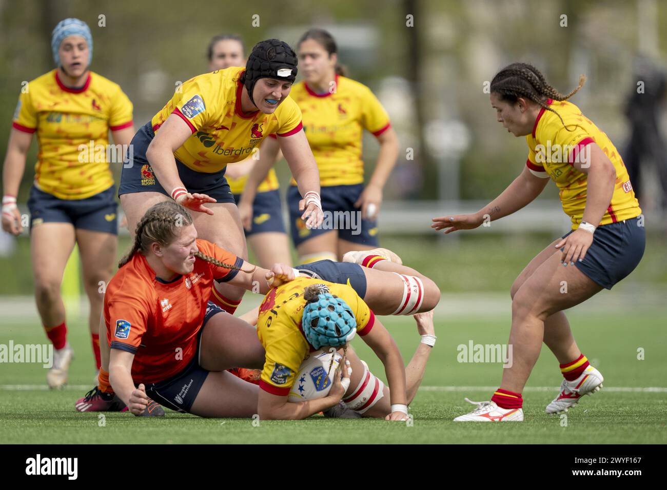 AMSTERDAM - Rugby star Brechtje Karst (l) of the Dutch team in action ...