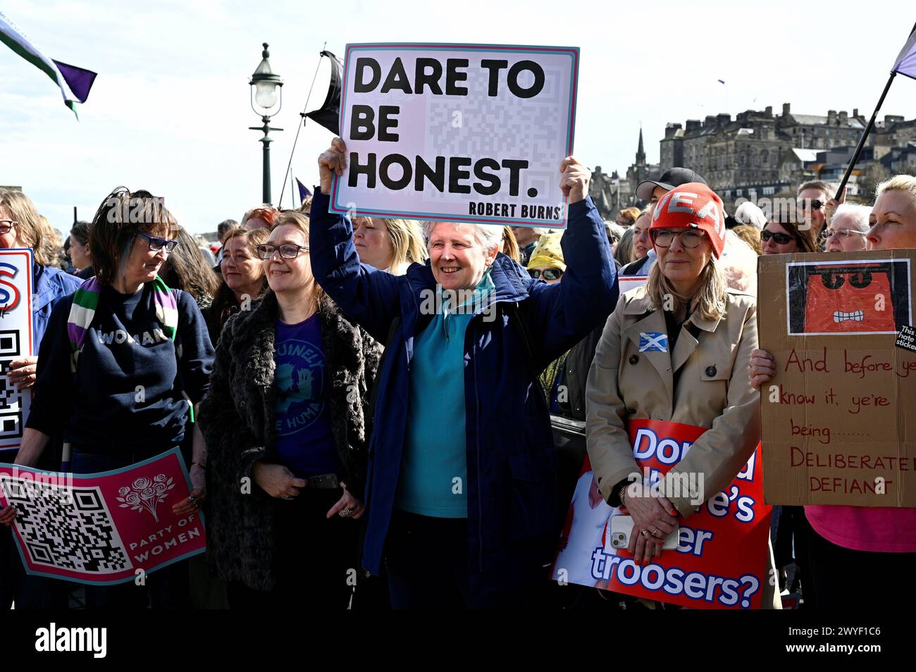 Womens rights protest edinburgh hi-res stock photography and images - Alamy