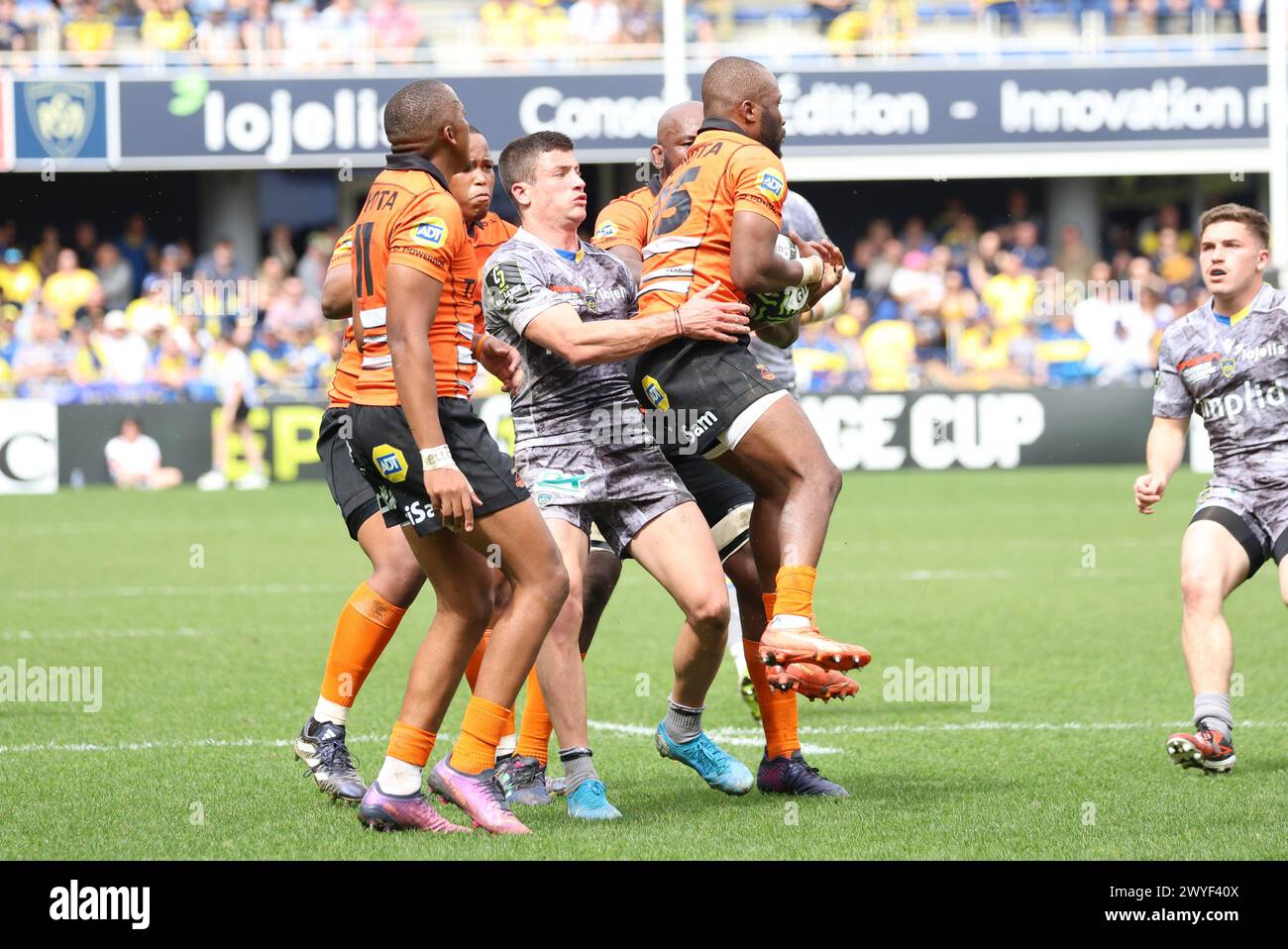 6 avril 2024 hi-res stock photography and images - Alamy