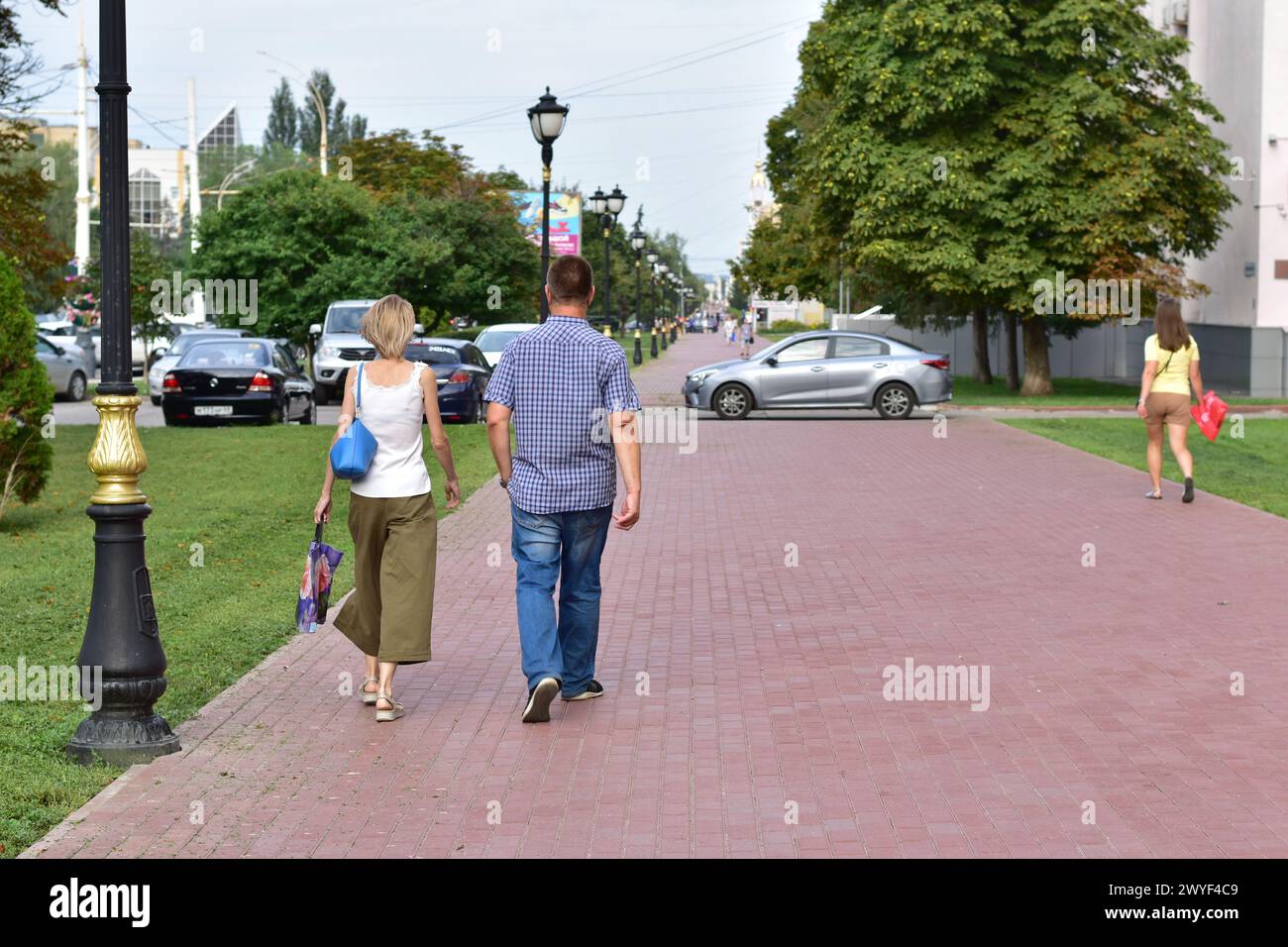 People walking around street hi-res stock photography and images - Alamy