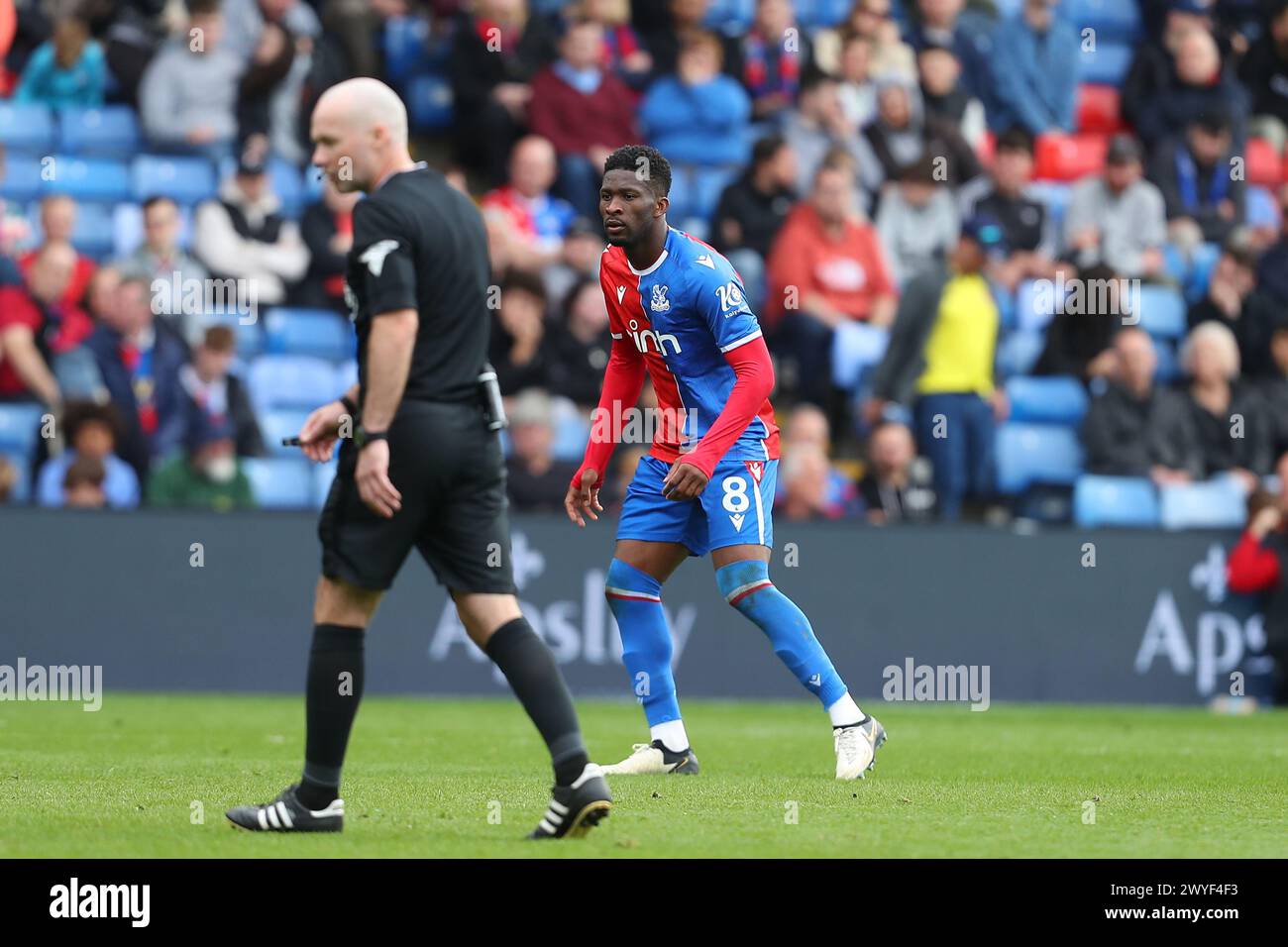 Manchester city 2024 crystal palace hi-res stock photography and images ...