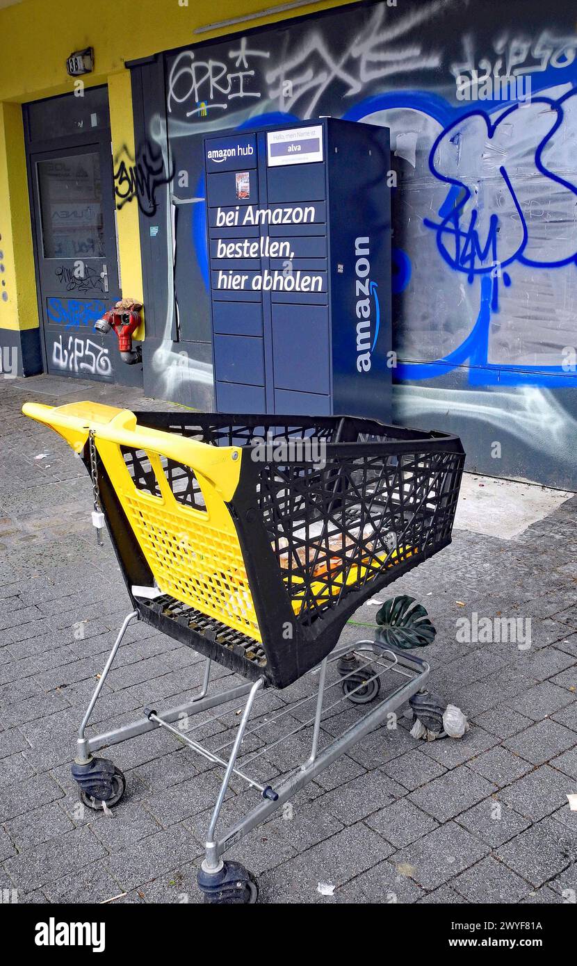 Versand hi-res stock photography and images - Alamy