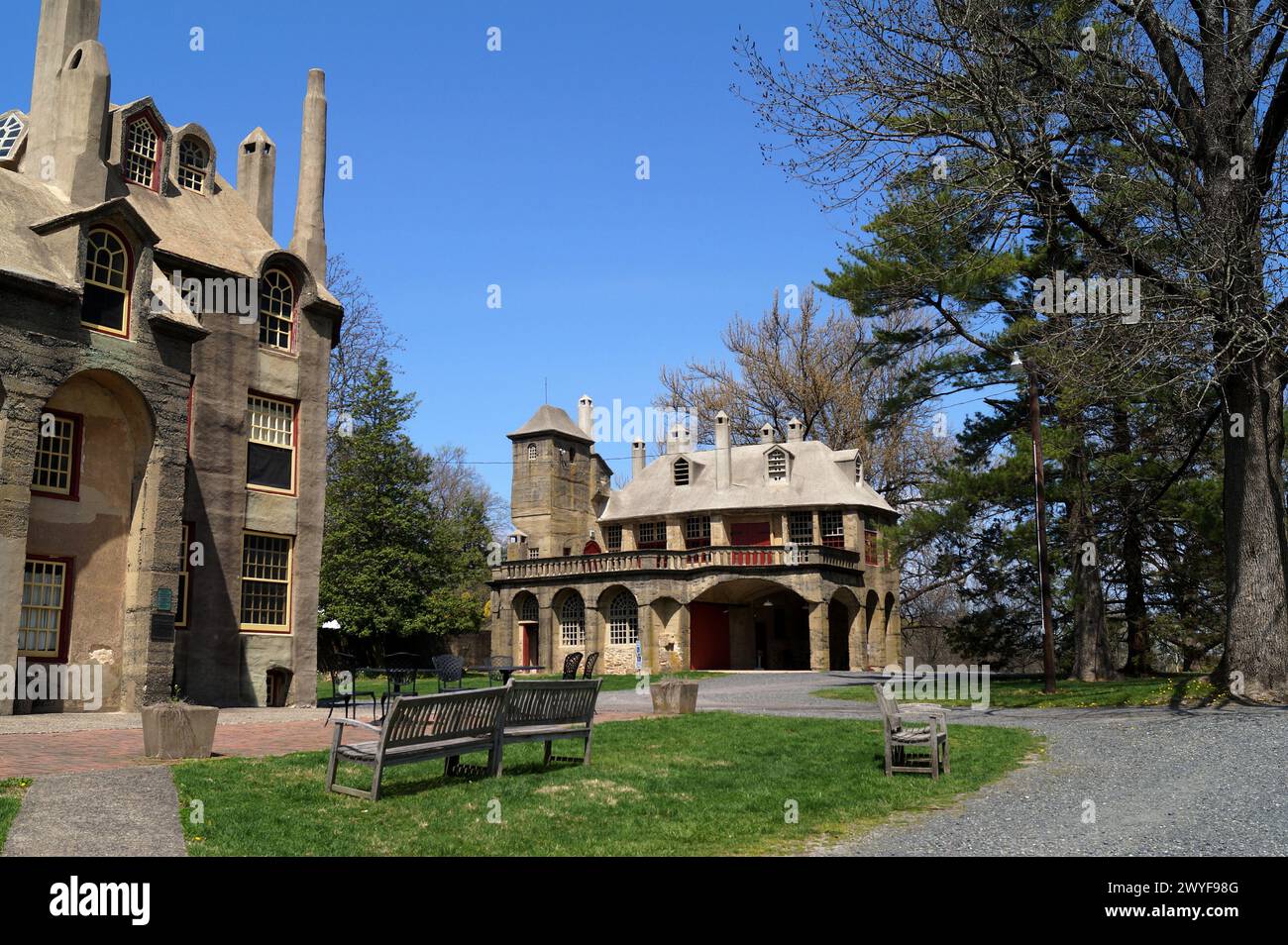 Fonthill Castle, built between 1908 and 1912, used an original method ...