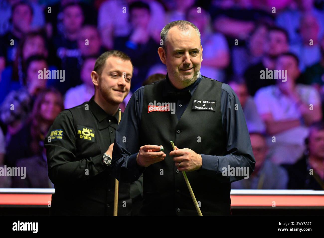 Mark allen mark williams hi-res stock photography and images - Alamy