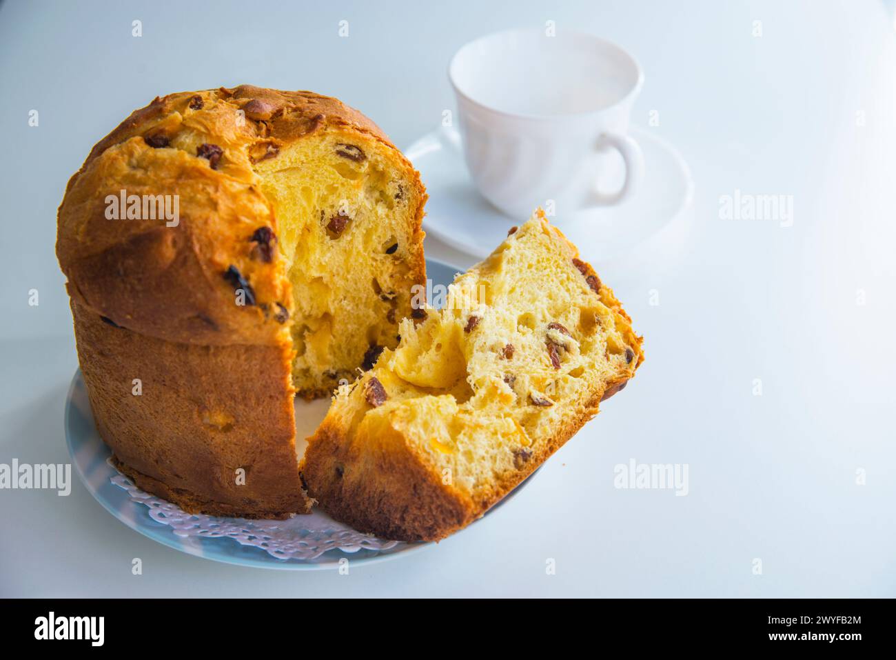 Panettone italian sweet hi-res stock photography and images - Alamy