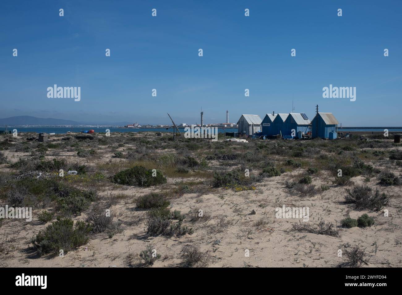 Isla deserta, Faro, Algarve, Portugal Stock Photo - Alamy