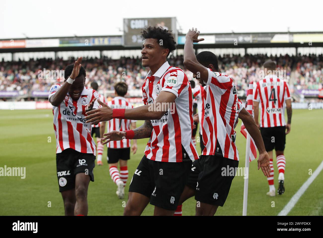 ROTTERDAM - (l-r) Djevencio van der Kust of Sparta Rotterdam, Charles ...