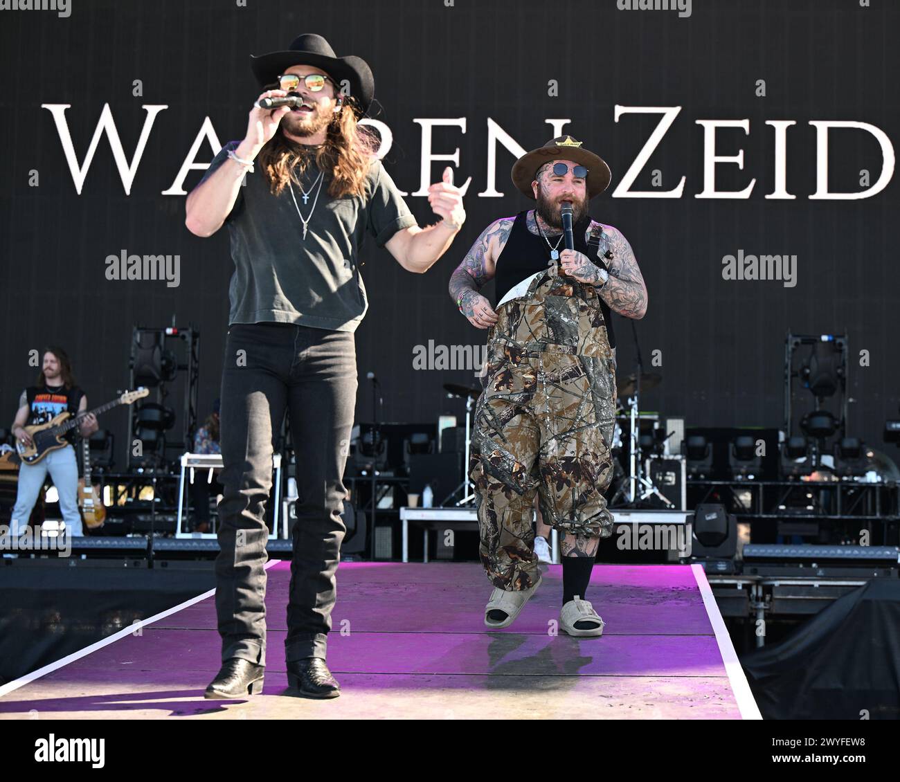 Fort Lauderdale, FL, USA. 05th Apr, 2024. Teddy Swims, Warren Zeiders ...