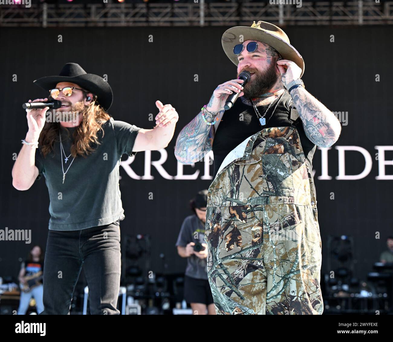 Fort Lauderdale, FL, USA. 05th Apr, 2024. Teddy Swims, Warren Zeiders ...