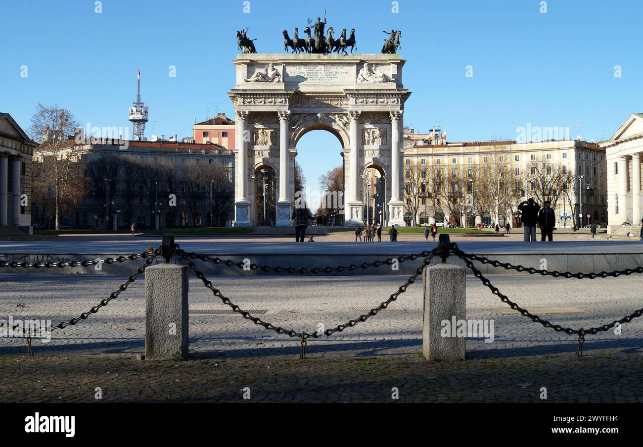 Arch of Peace at Porta Sempione, Sempione Gate, 19th century arch built ...
