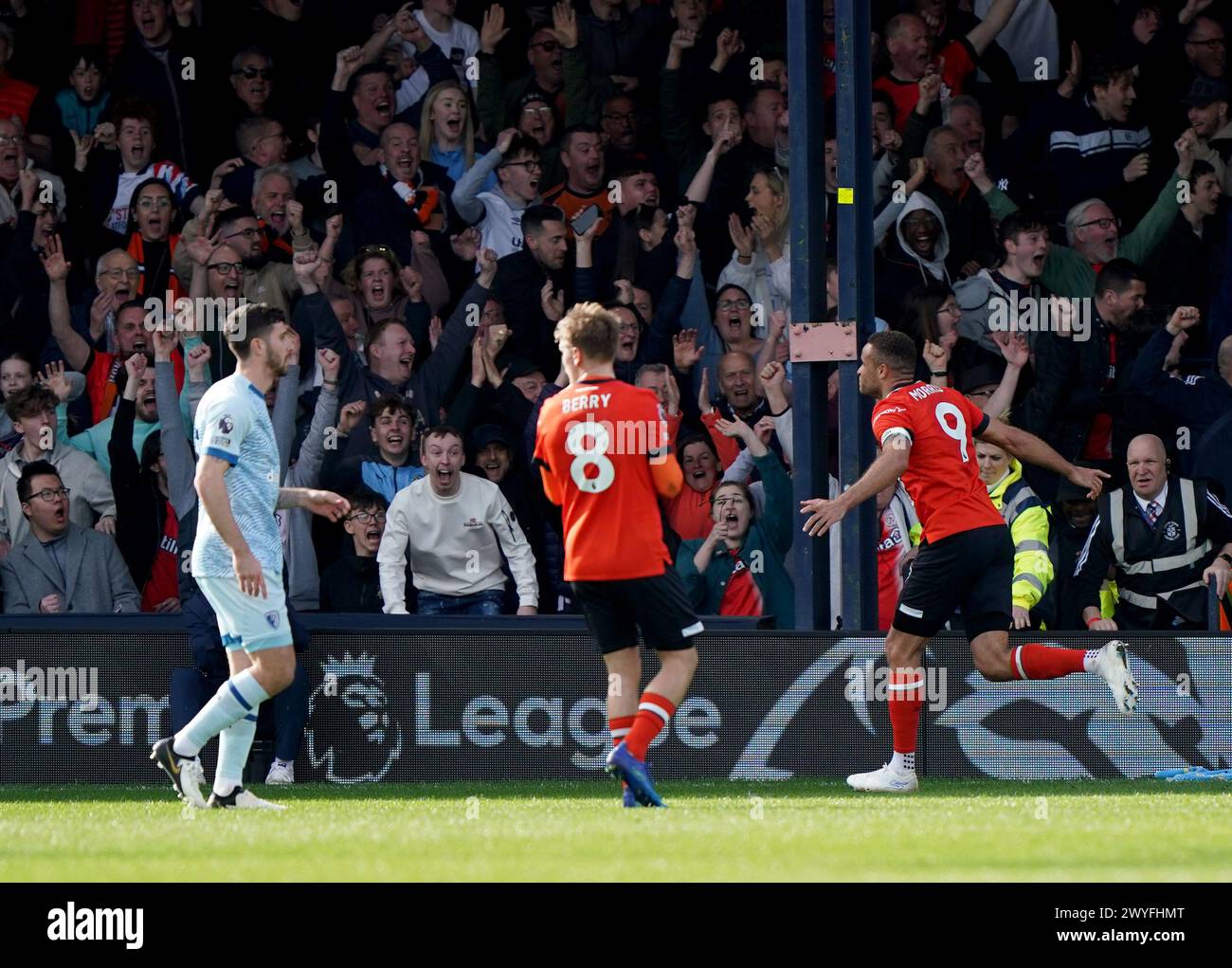 Carlton morris bournemouth 2024 hi-res stock photography and images - Alamy