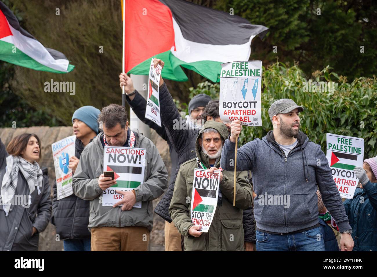 Aberdeen, Scotland, UK. 6th Apr, 2024. Pro-Palestinian protesters hold ...