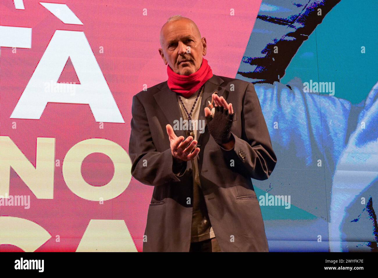 Captain ultimo hi-res stock photography and images - Alamy