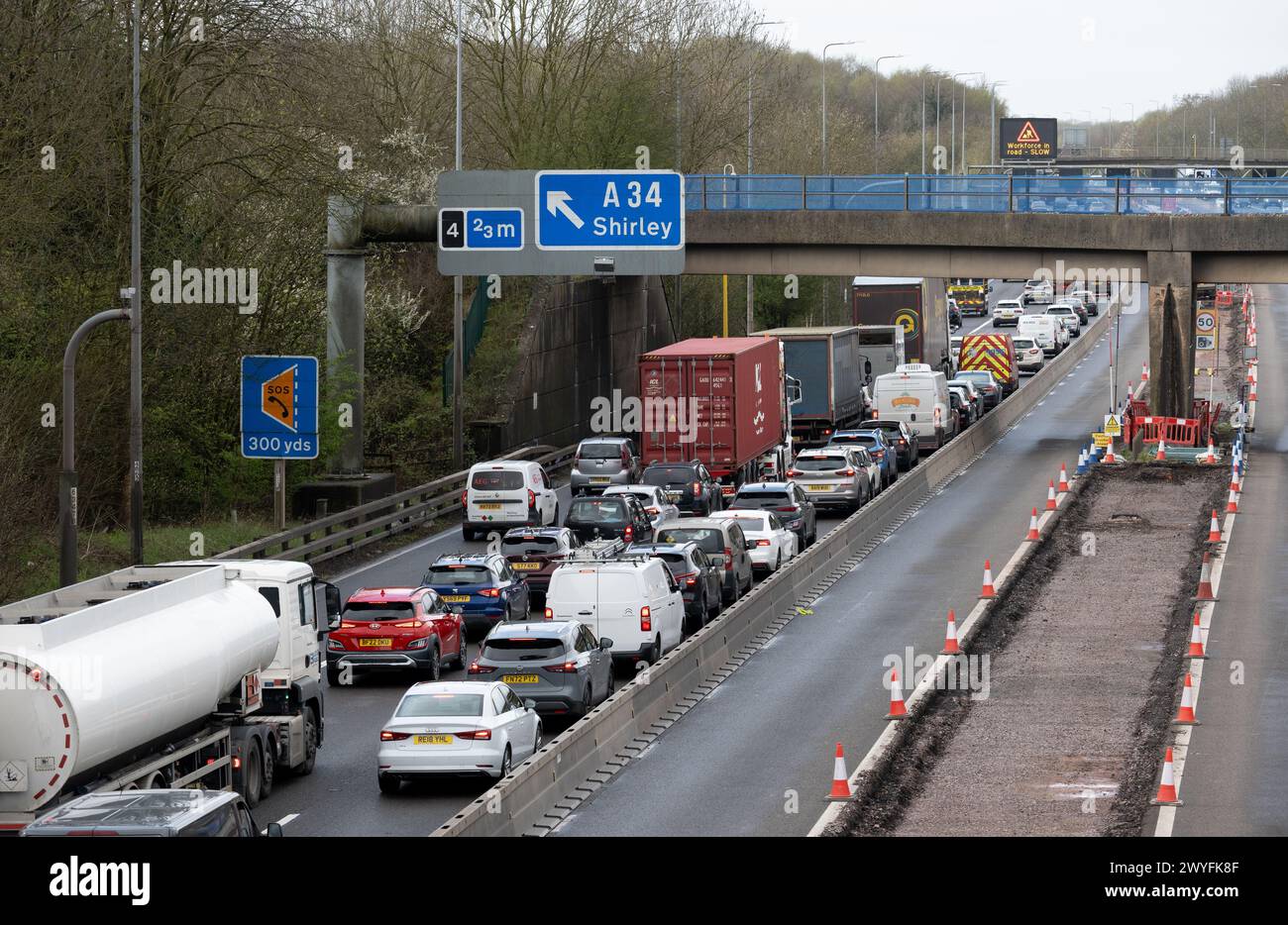 M42 motorway during central reserve upgrading, Widney Manor, West ...