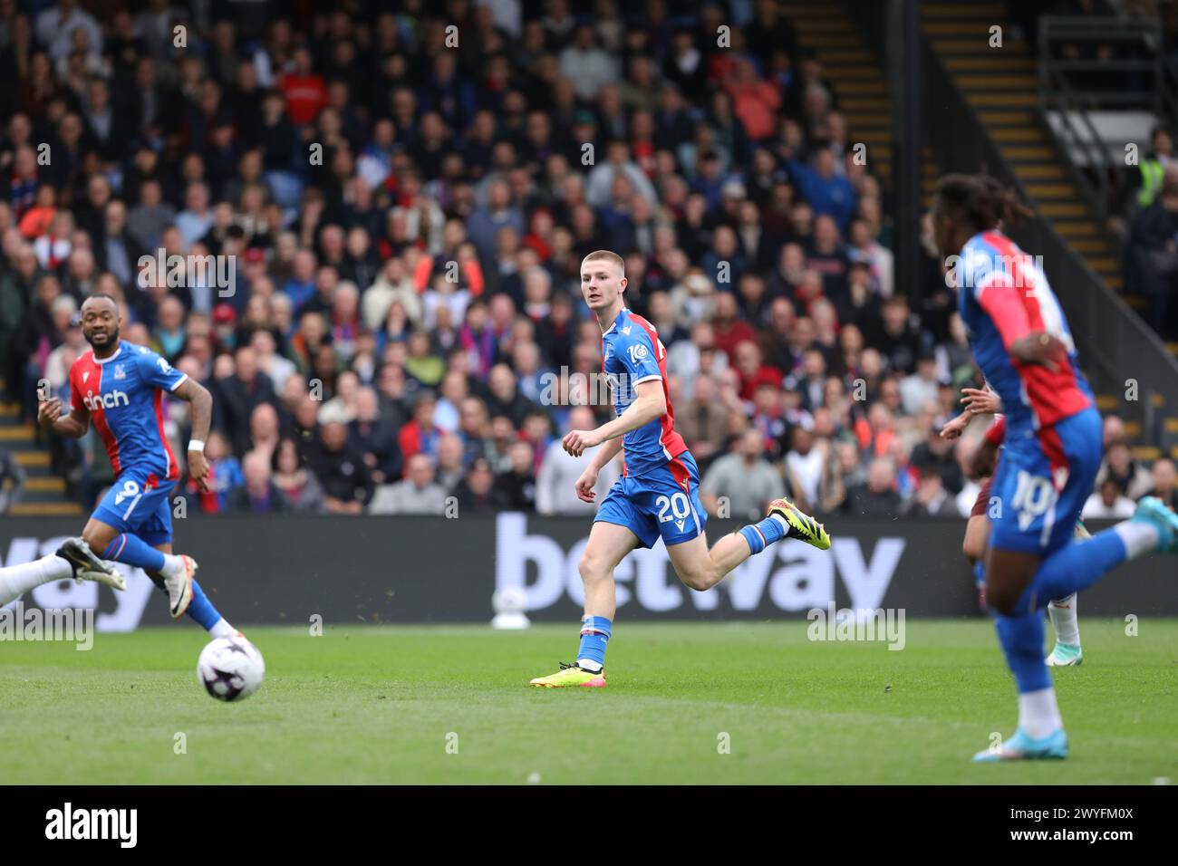 London, UK. 06th Apr, 2024. Adam Wharton of Crystal Palace on the ball during the Premier League ...