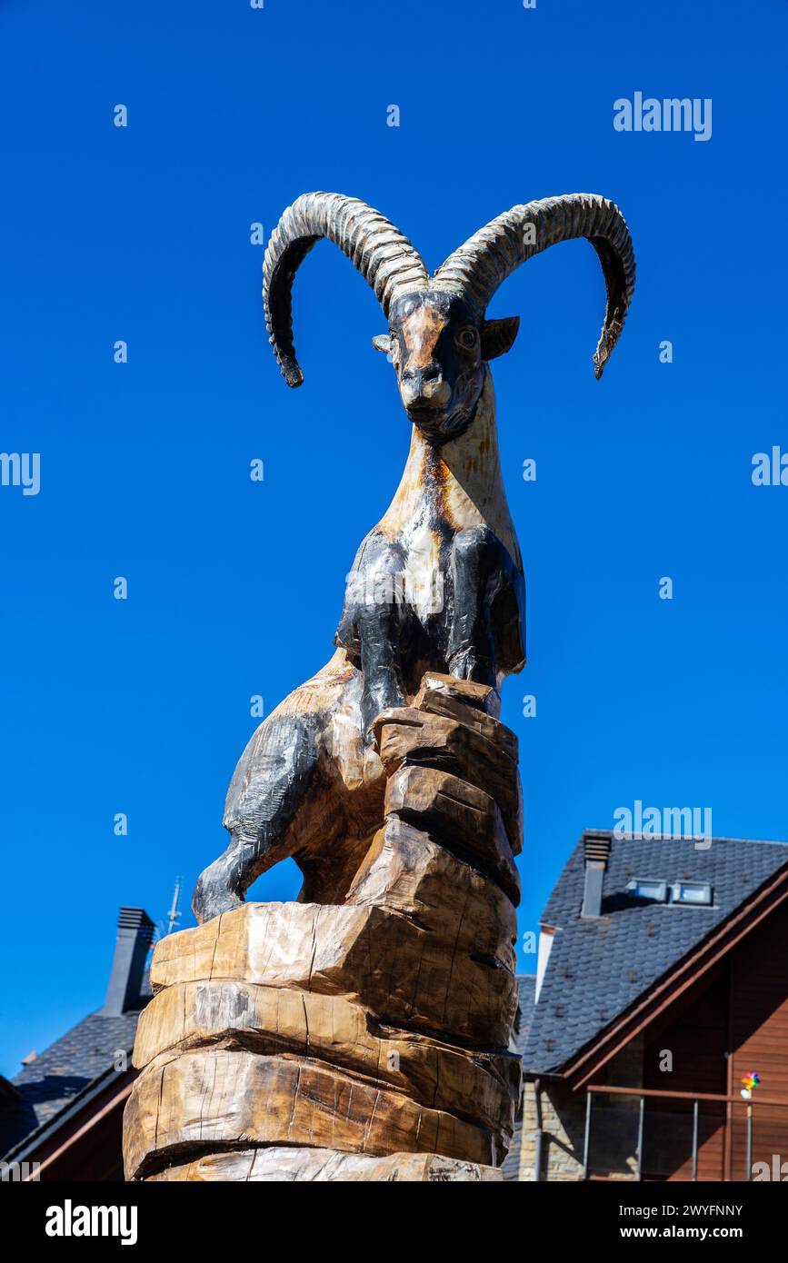 Ibex statue hi-res stock photography and images - Alamy