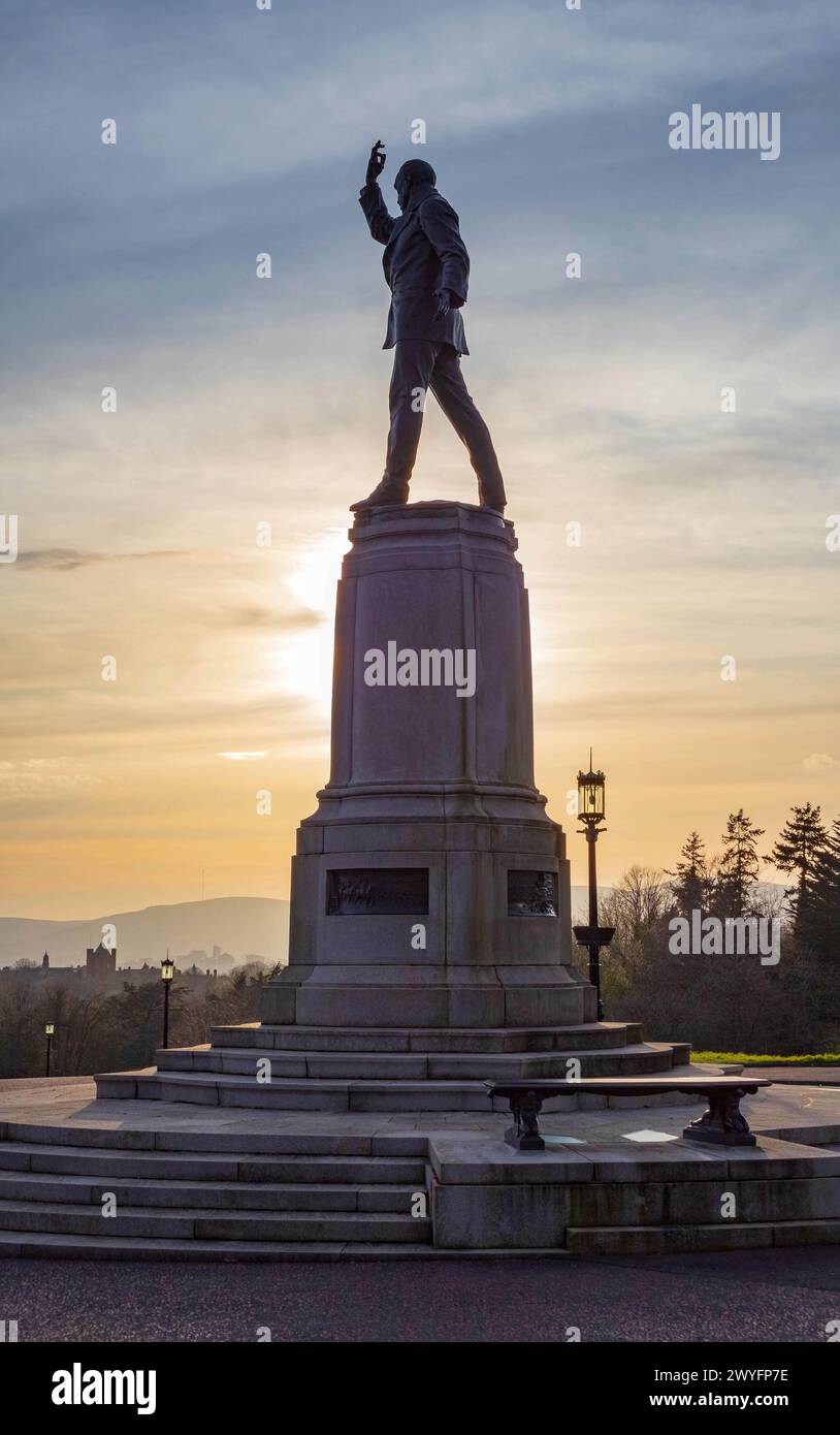 Statue of Sir Edward Carson at Parliament Buildings, Stormont Stock ...